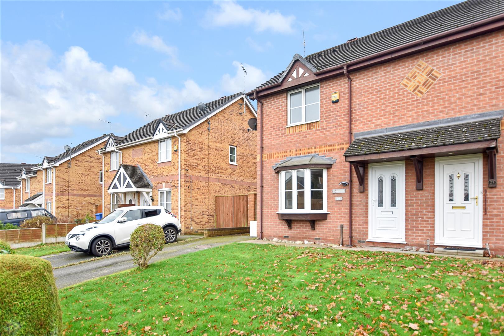 3 Bed House - semi-detached - Offers Over £160,000